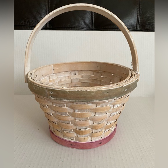 Storage & Organization | Natural Light Colored Wicker Basket With ...